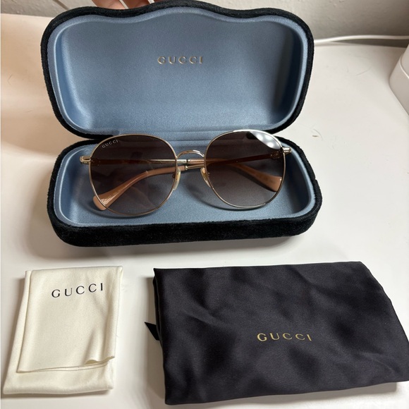 Gucci | Accessories | Gucci Frame Sunglasses | Poshmark